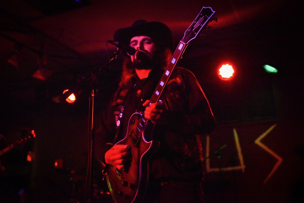 Photos – Dank Jr. – Blues Rock & Honky Tonk