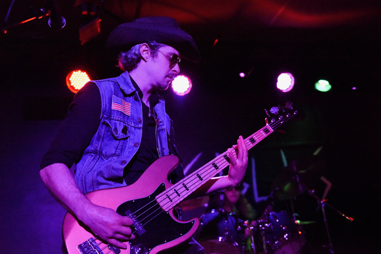 Photos – Dank Jr. – Blues Rock & Honky Tonk